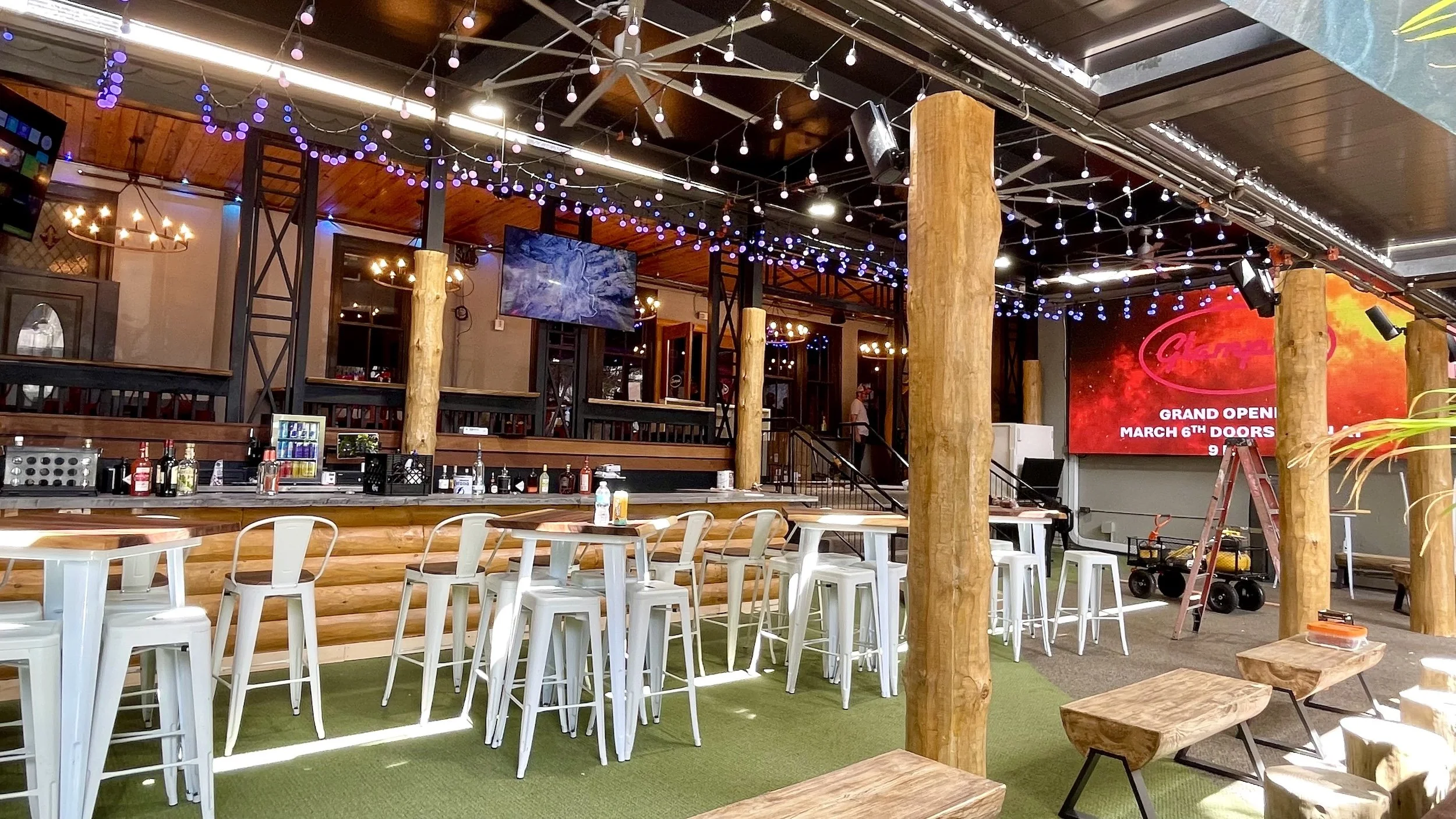 Glamper, a camping-themed bar, opens this week in downtown St. Pete