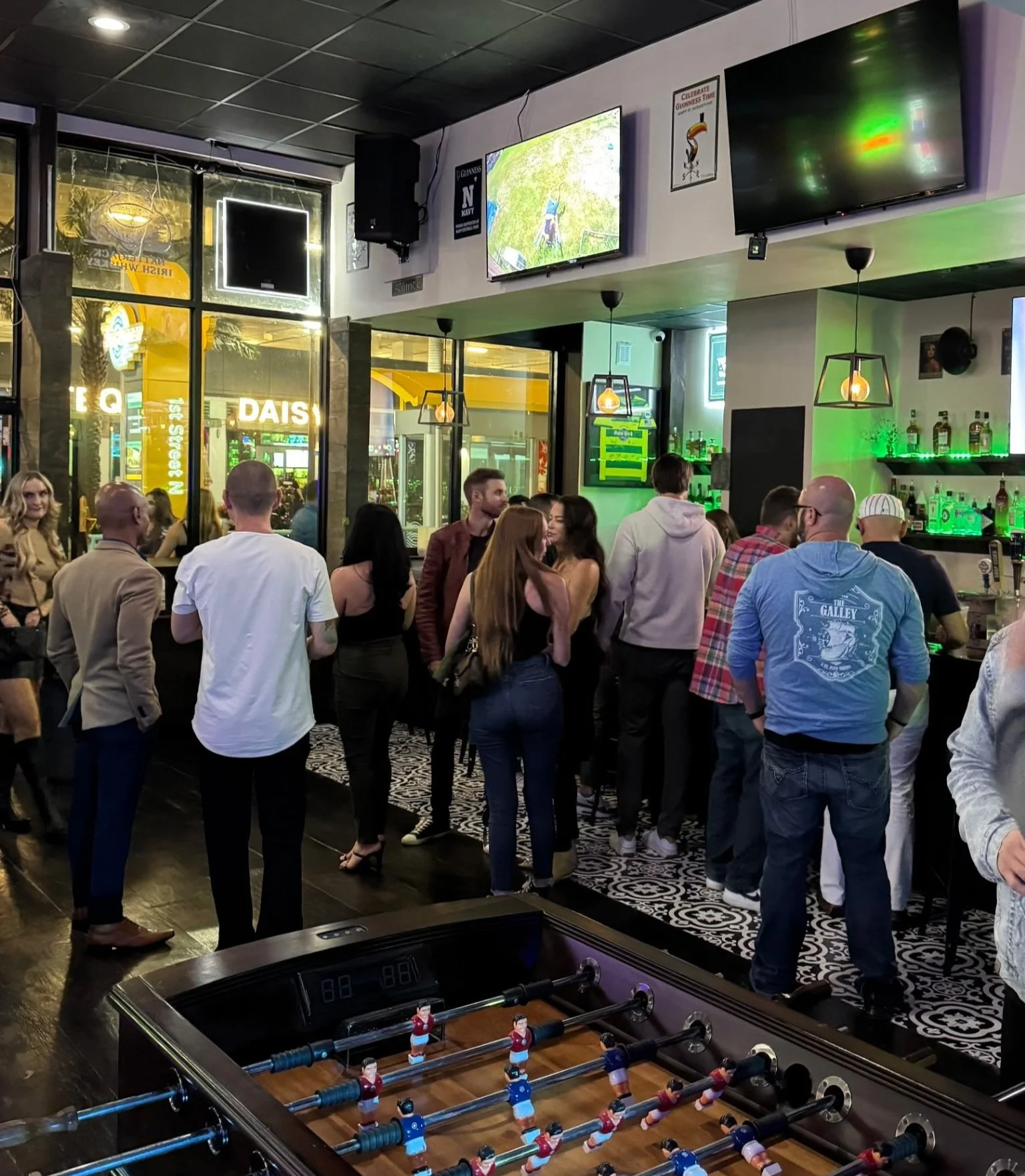 Irish party bar Dublin Drop debuts in downtown St. Pete