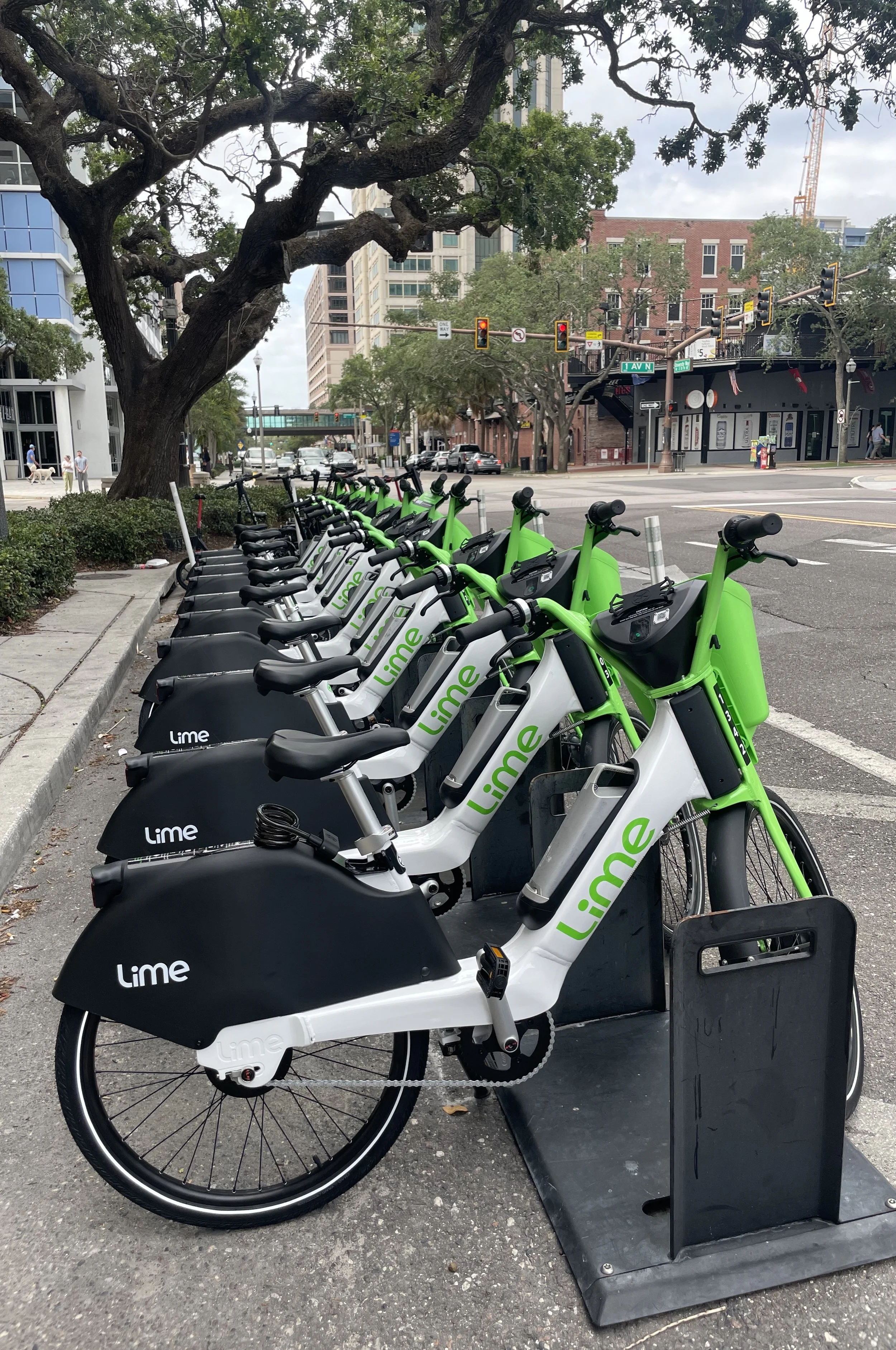 City of St. Petersburg launches new electric bike share system in partnership with Lime