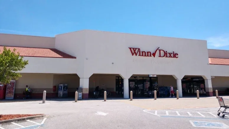 Winn-Dixie in Seminole may be redeveloped into 208-unit luxury ...