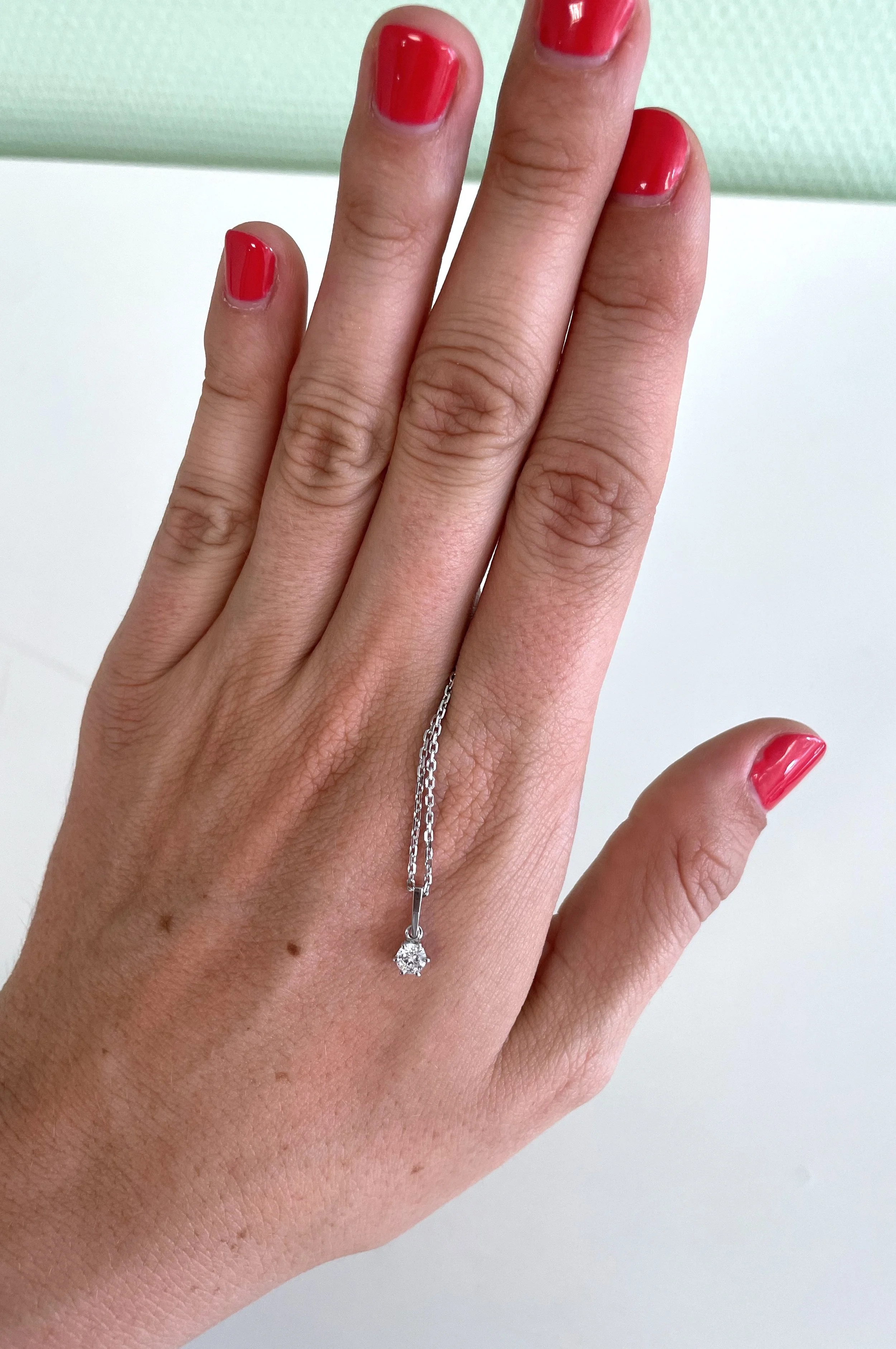 Collier solitaire en or blanc et diamant 0,23ct — Bijoux Anciens Paris ...