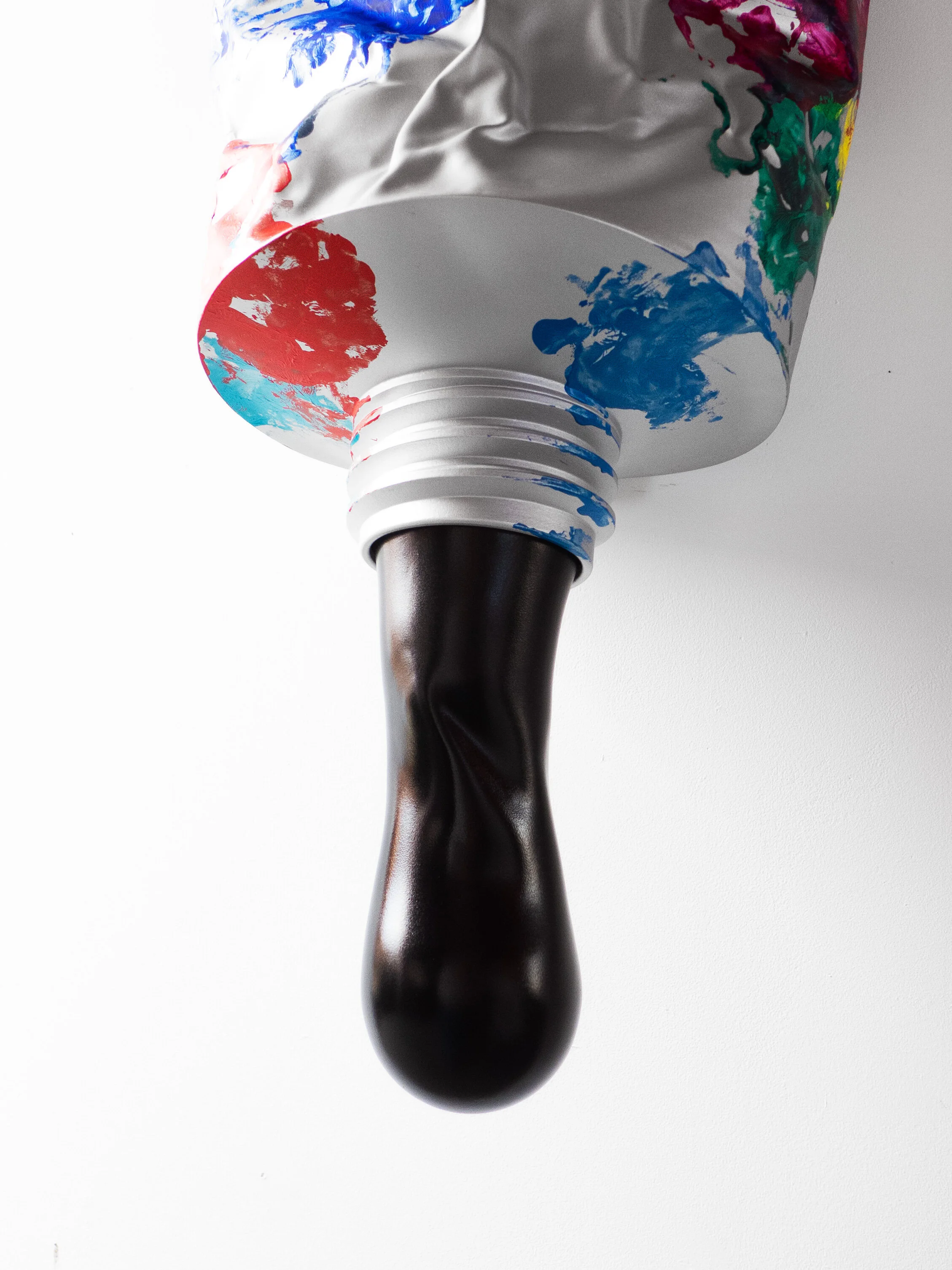 MILES JAFFE — ARTISTS' COLOR SERIES > BLACK / WHITE