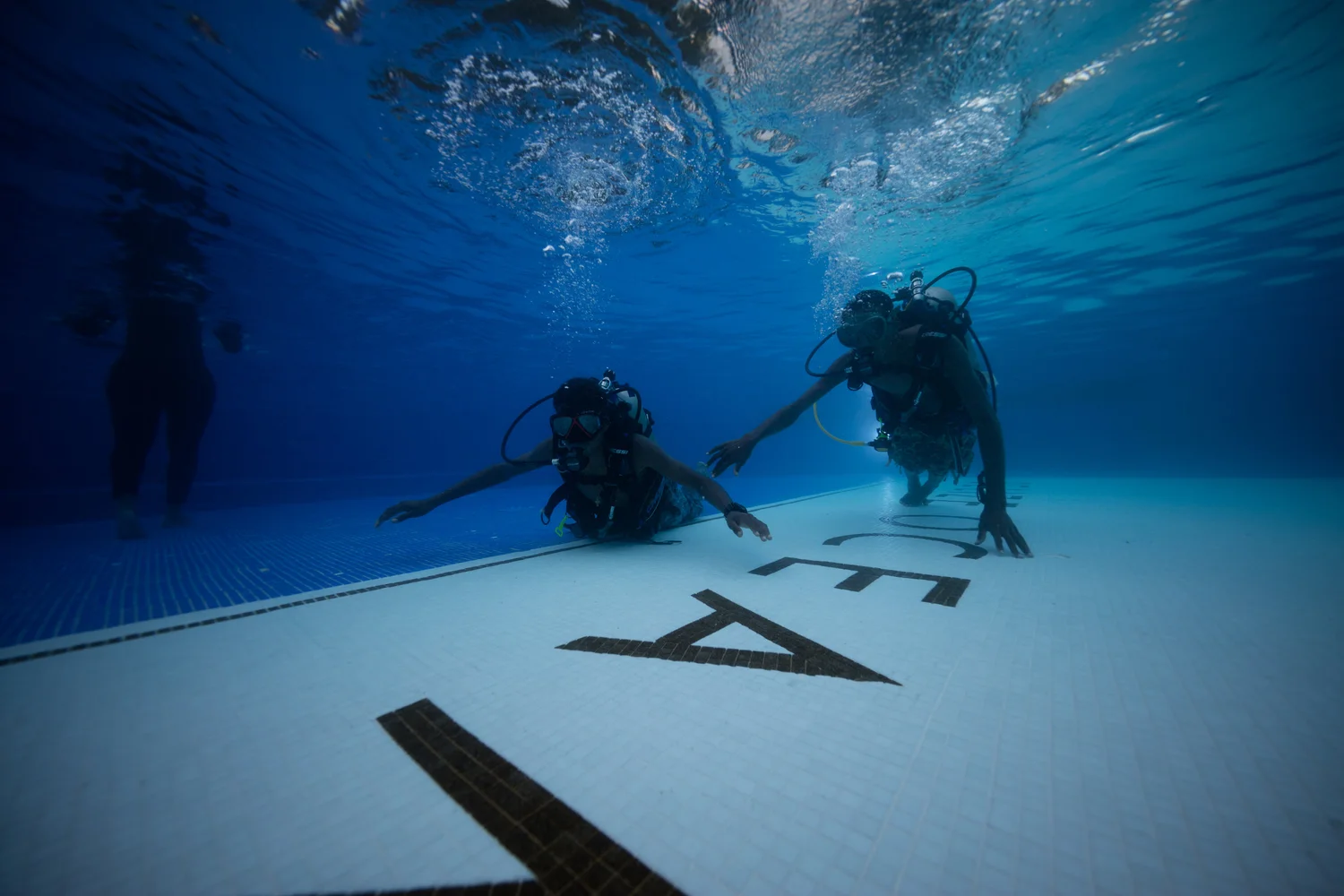 Belize Underwater | Snorkeling And SCUBA Diving in Belize