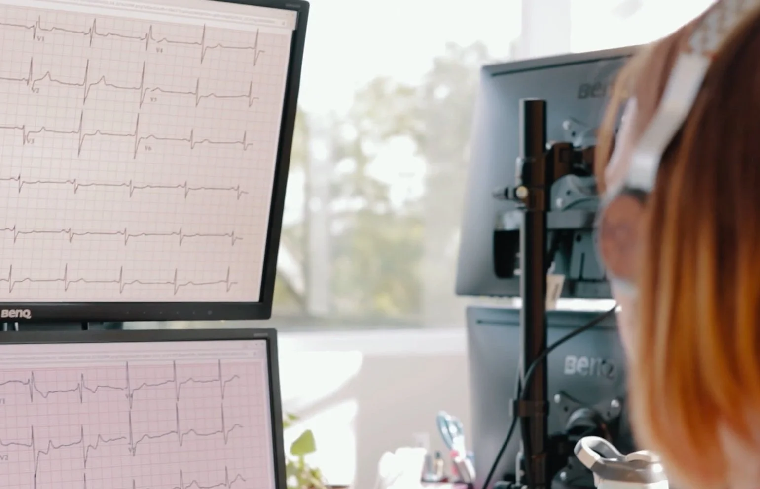 For healthcare professionals: simpler and more efficient ECG ambulatory ...