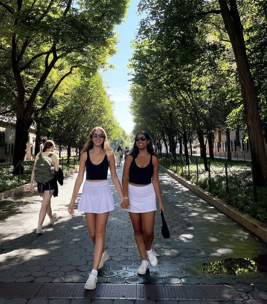 Two Girls Tumblr