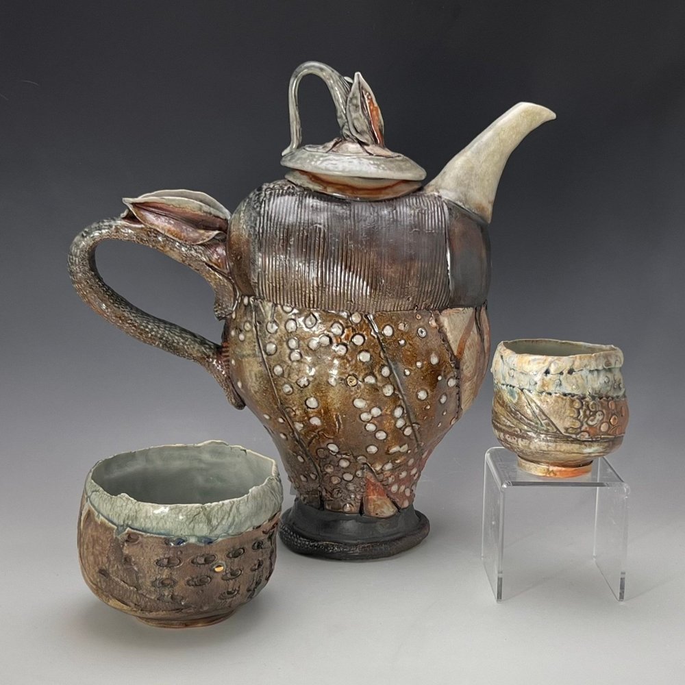 Gina Freuen Pottery & Design