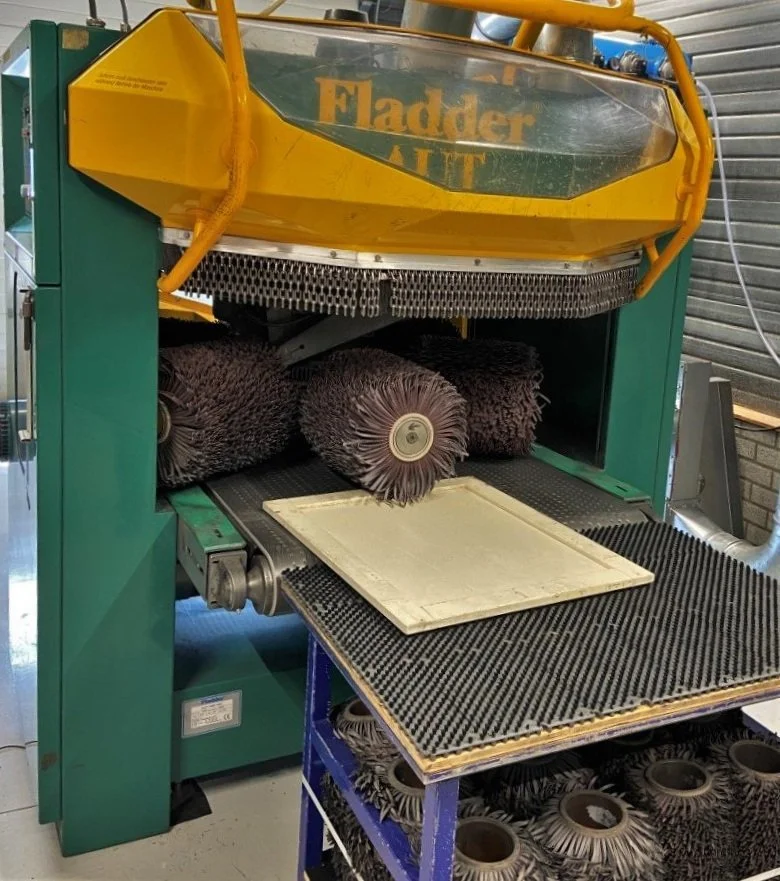 Op zoek naar een gebruikte Fladder machine? Benut ons dealernetwerk