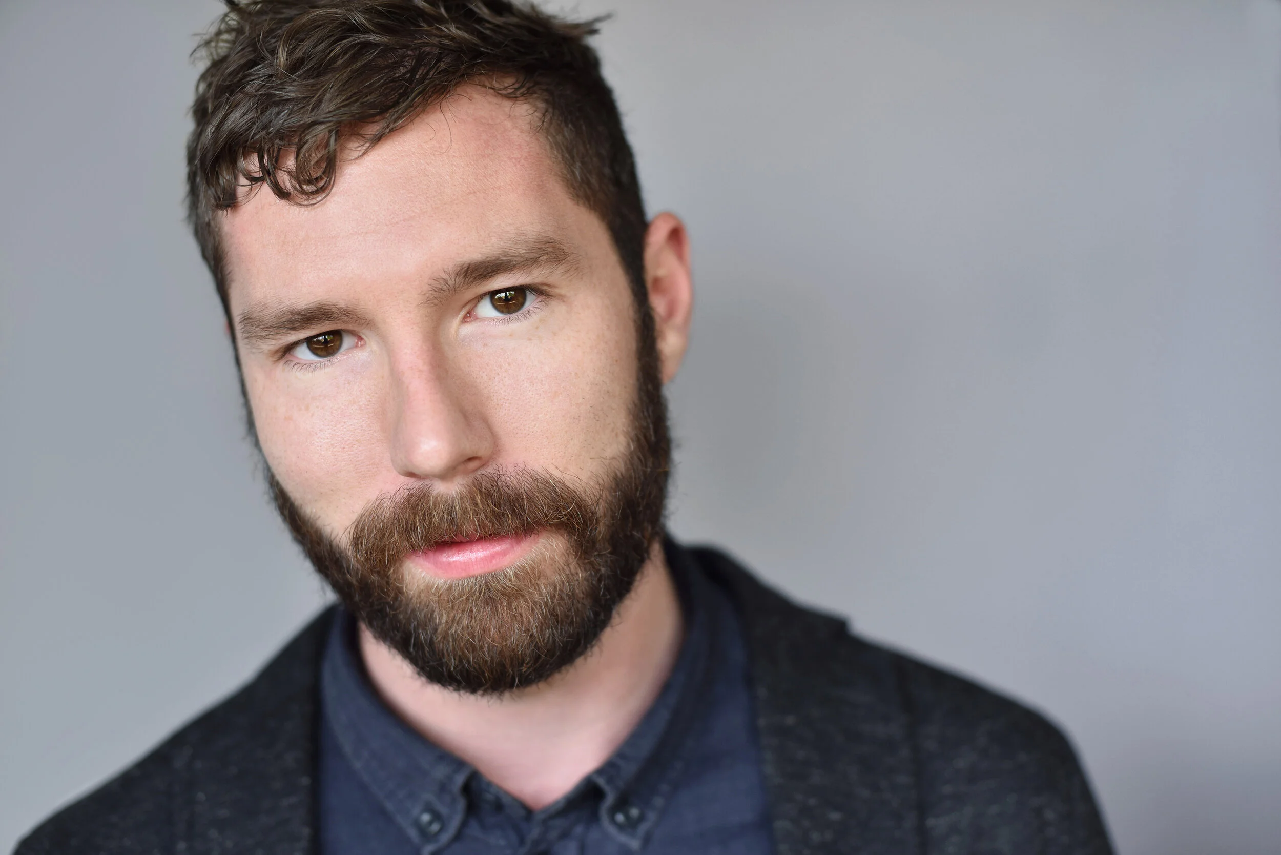 NYC Headshot Photographer | Ari Scott Photography