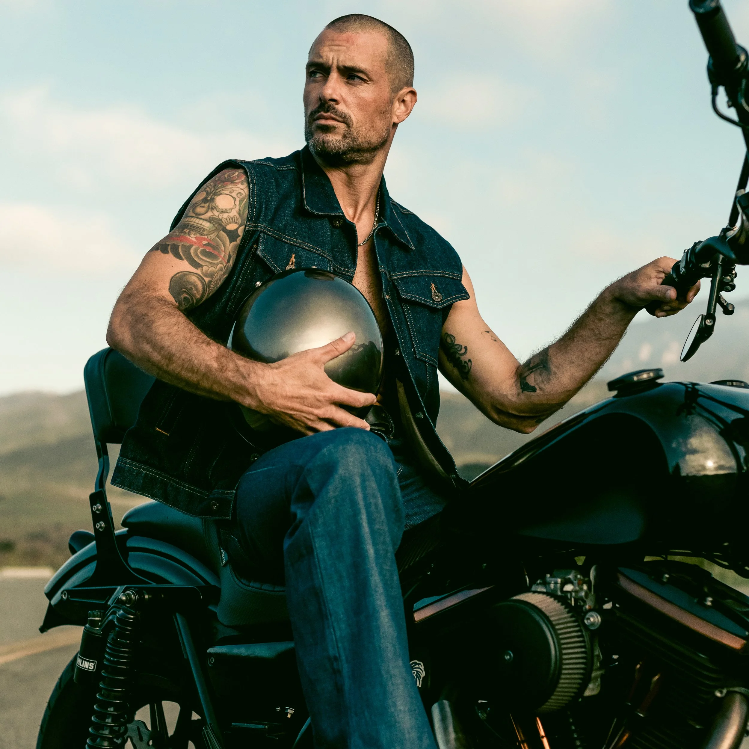 THE PERFECT MAN — The Perfect Man Magazine