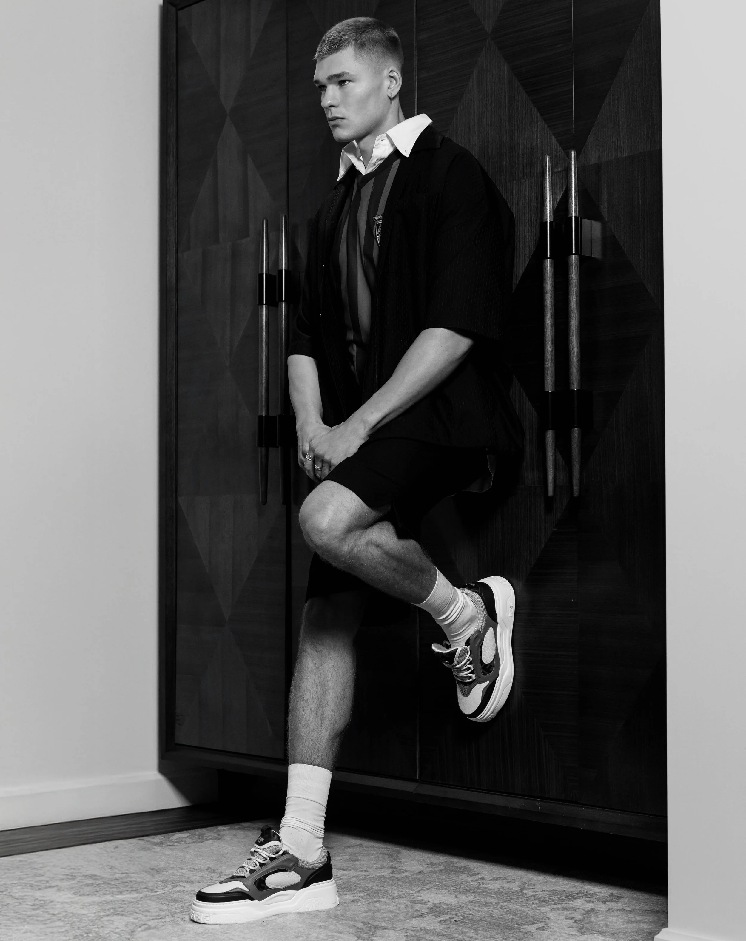 THE PERFECT MAN — The Perfect Man Magazine