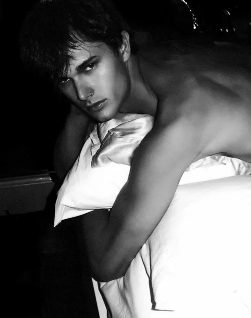 THE PERFECT MAN — The Perfect Man Magazine