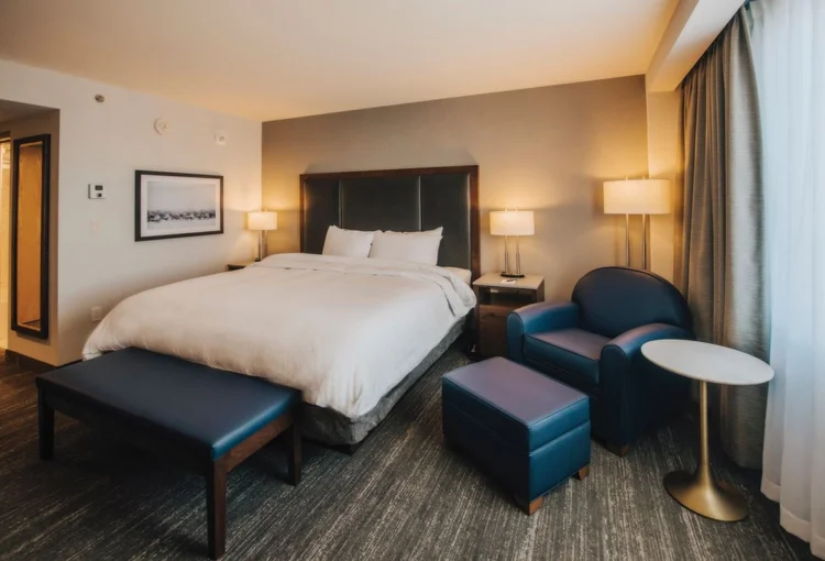 The Explorer Hotel | Yellowknife, Northwest Territories — Canada's ...