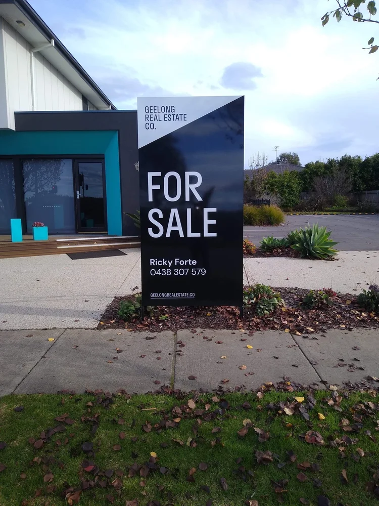 Real Estate Signage Geelong, Melbourne — RL Signs