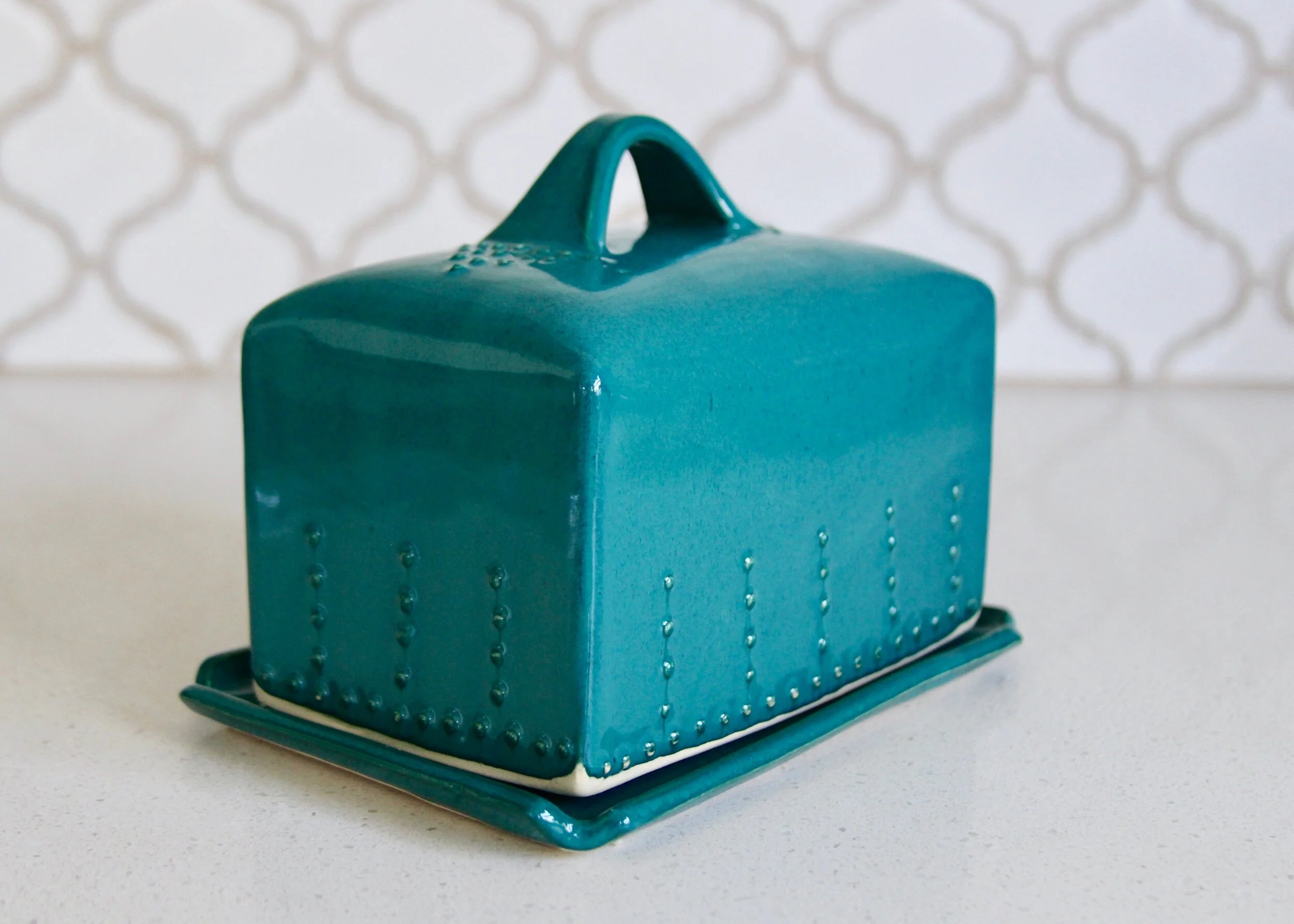 Small Lidded Jar 10 Oz Color Collection Back Bay Pottery small-lidded-jar-10-oz-color-collection-back-bay-pottery