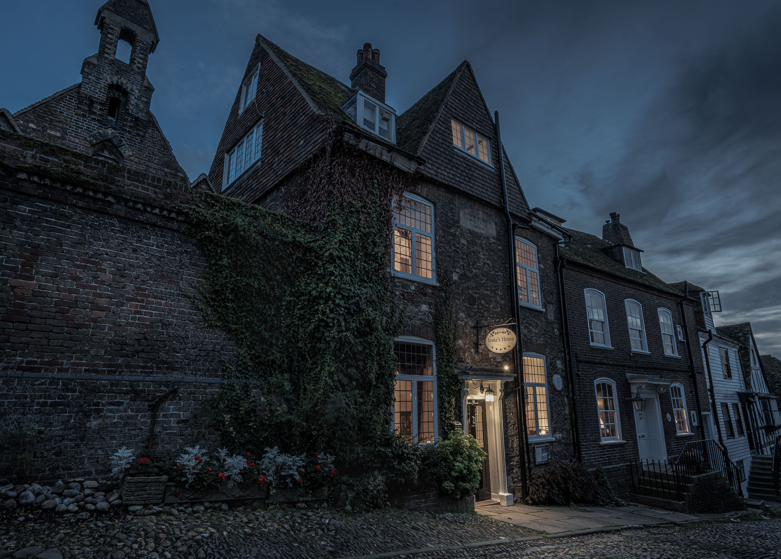 13 Tips for Shooting Urban Landscape Photography at Night — JOE REDSKI