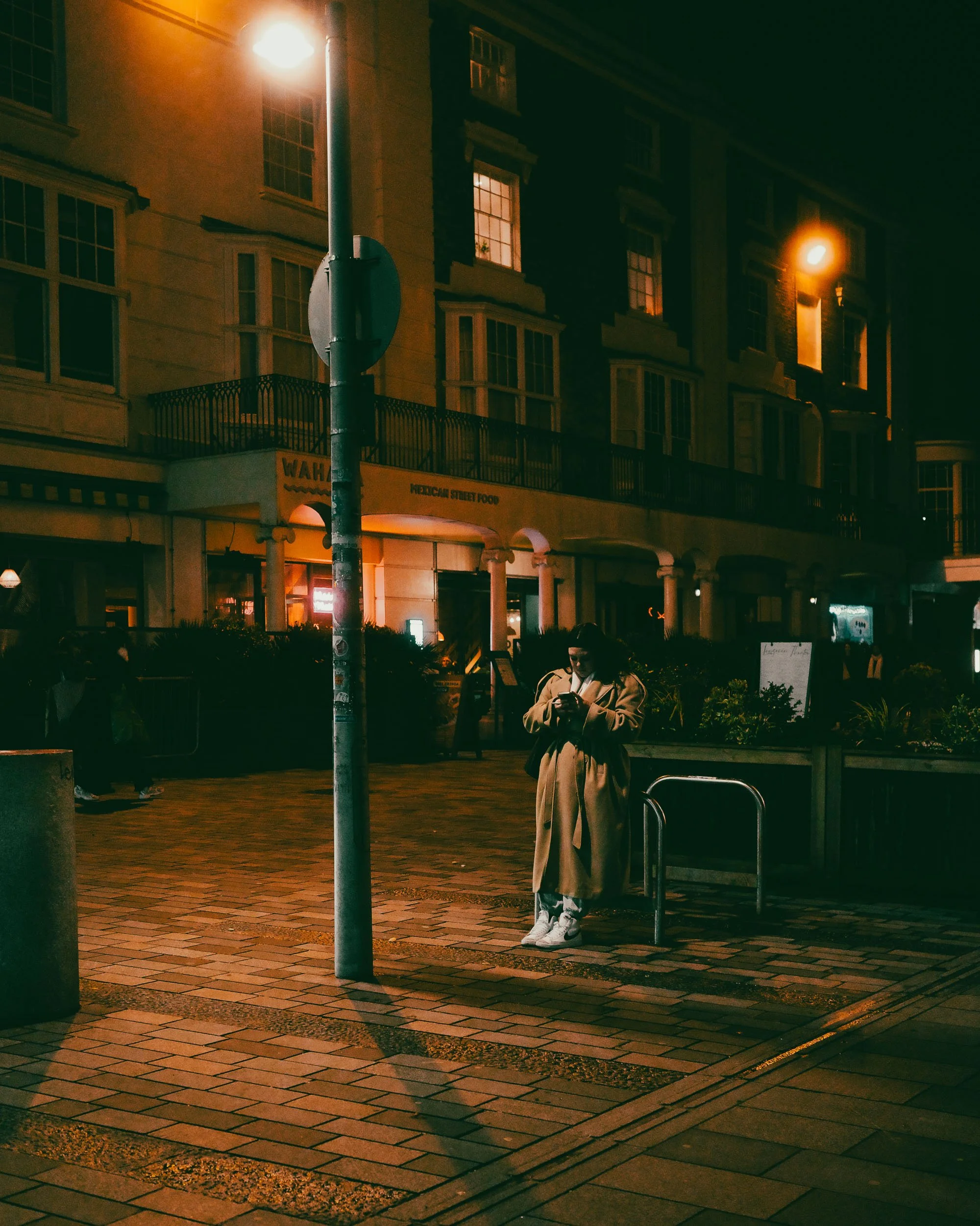 Secret Tips for Atmospheric Night Street Photography Photos — JOE REDSKI