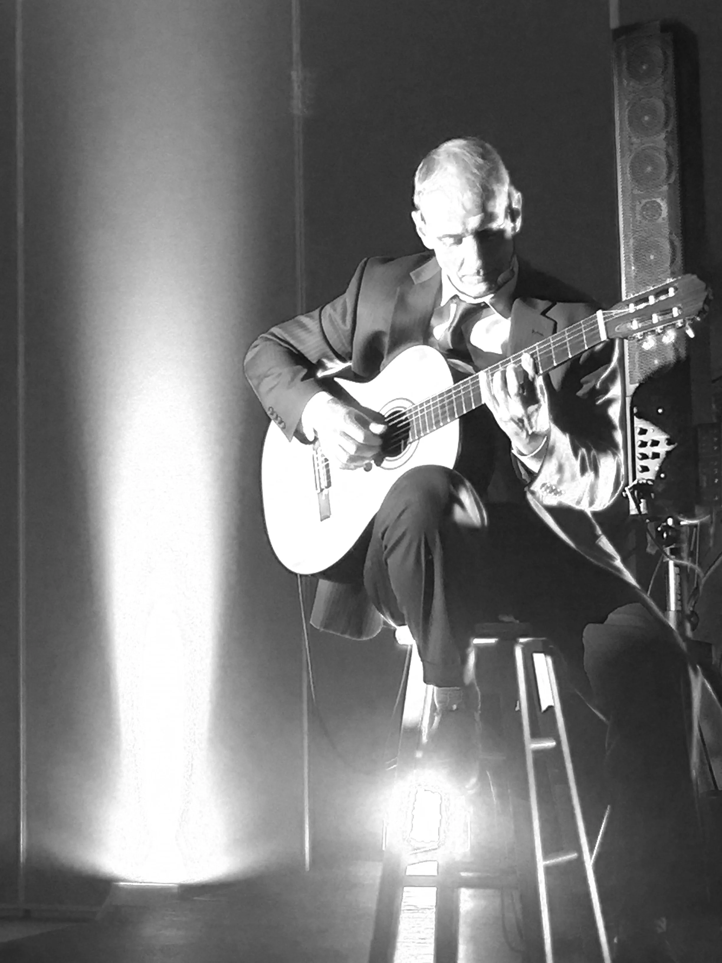 Dean Miller | Guitar Artistry & Song