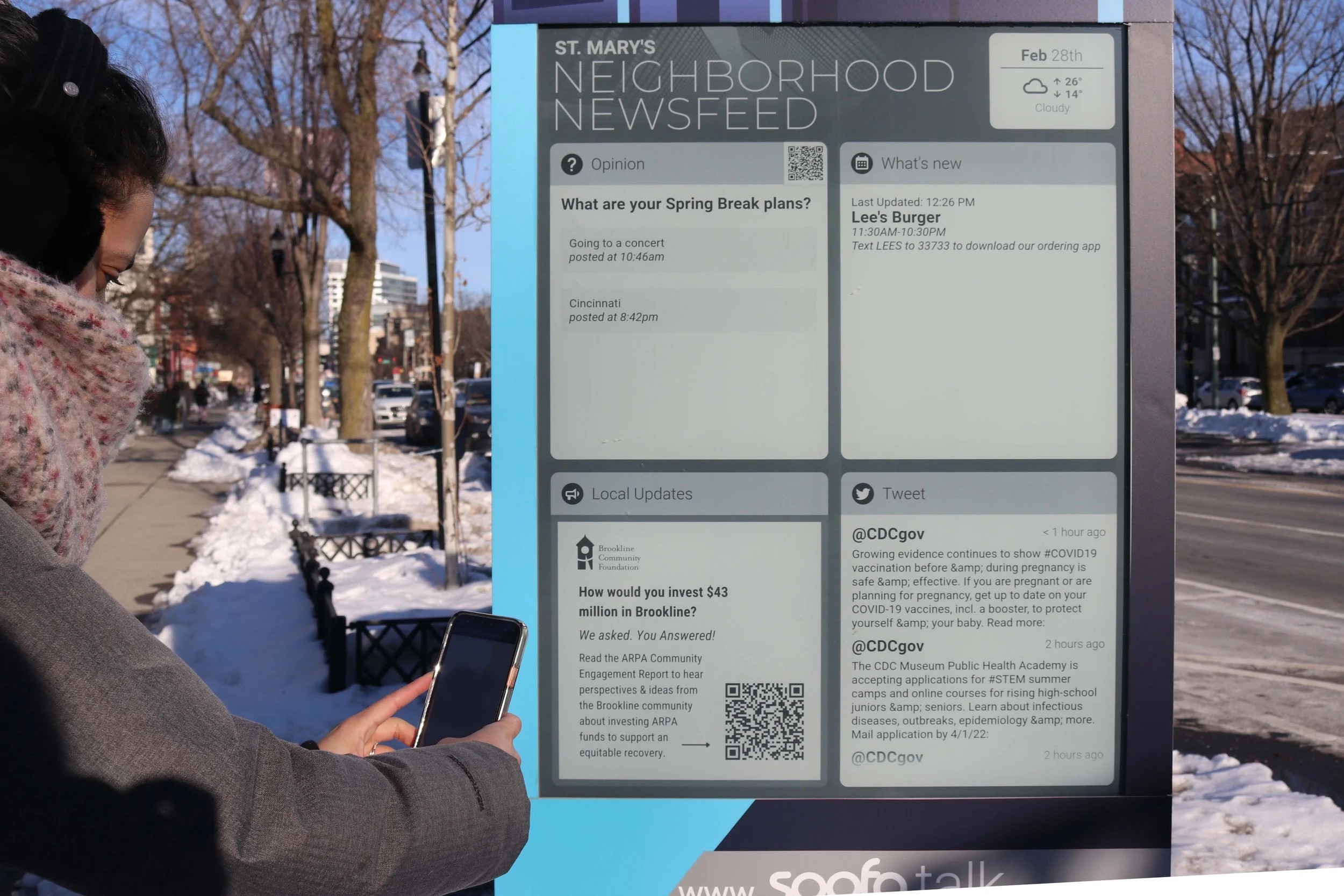 Smart Digital Display for City Communication — Soofa