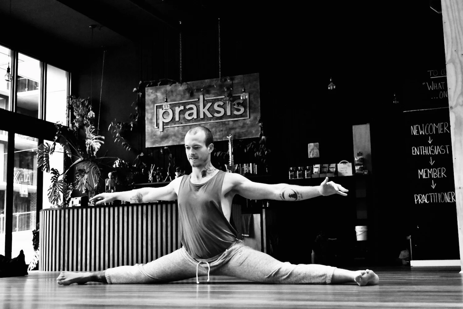 Tom Shortt — Praksis