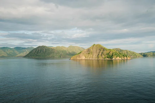 GEMS OF THE JAVA SEA // SEABOURN CRUISES — Jessie Webster | Photography