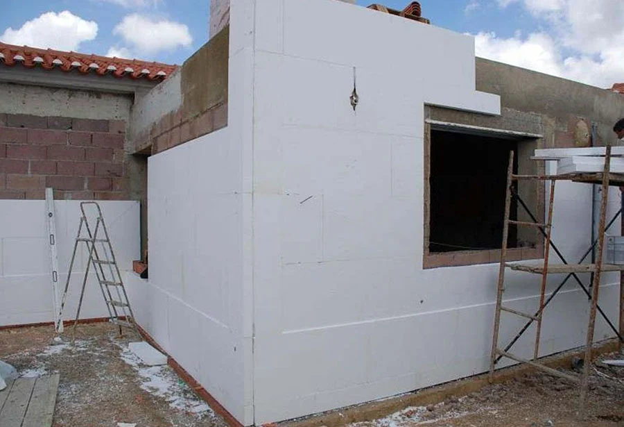 Arrevol Arquitectos: 5 sistemas para mejorar el aislamiento térmico de ...