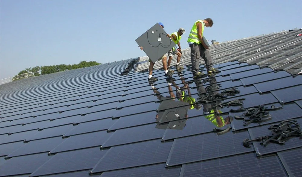 Tejas solares. Ventajas e inconvenientes frente a los paneles solares ...