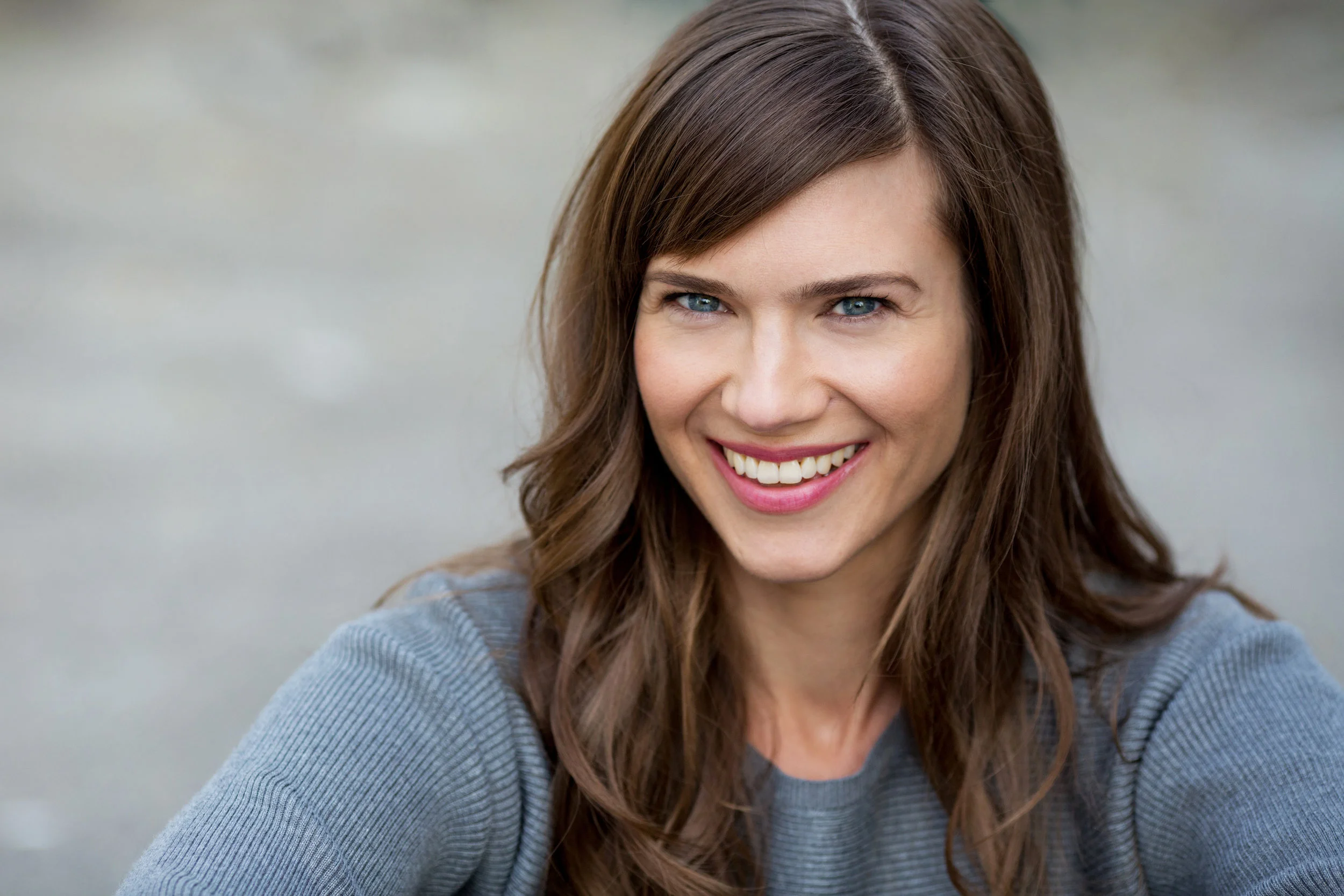 Headshots — Jennifer Robideau