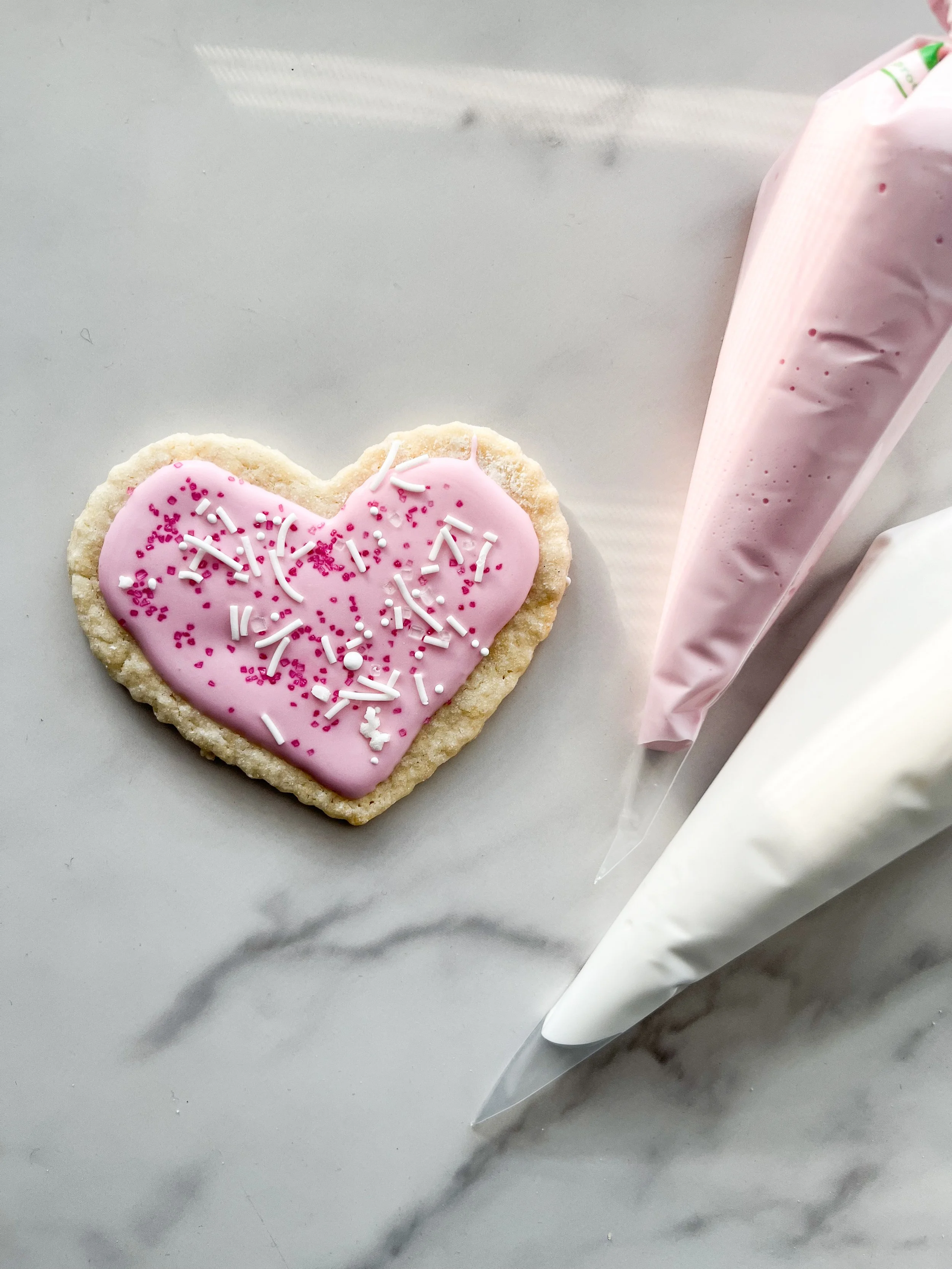The Best Royal Icing to Decorate Sugar Cookies — urban. apron.