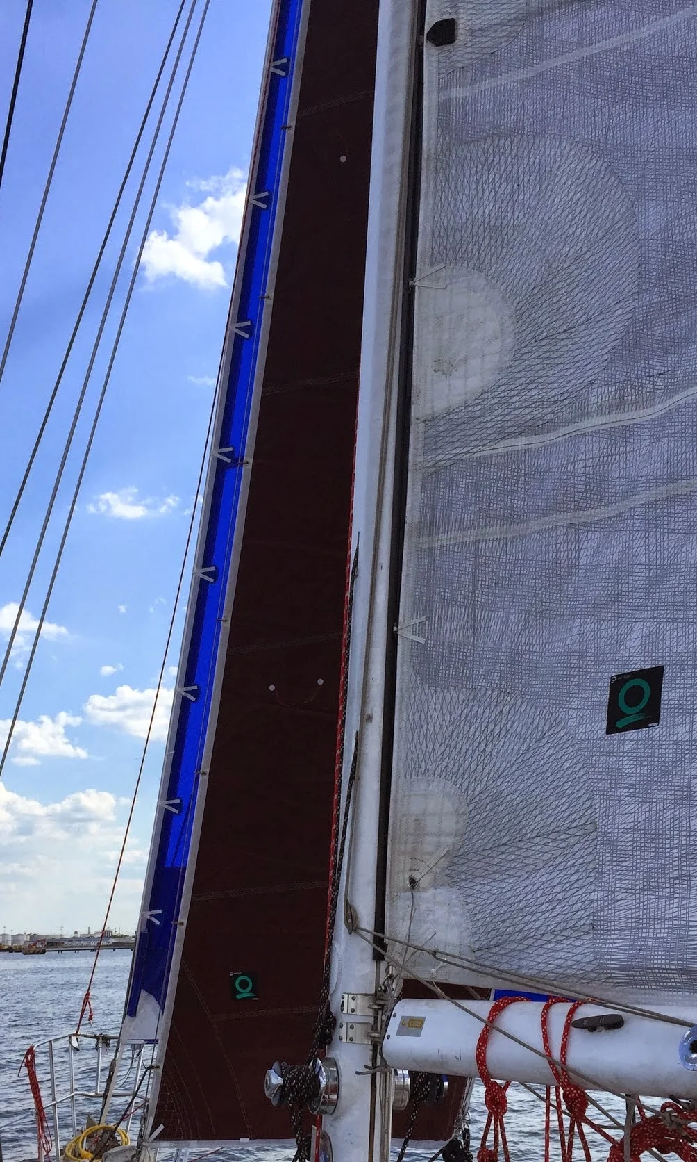 Hank on vs Furling — Rigging Doctor