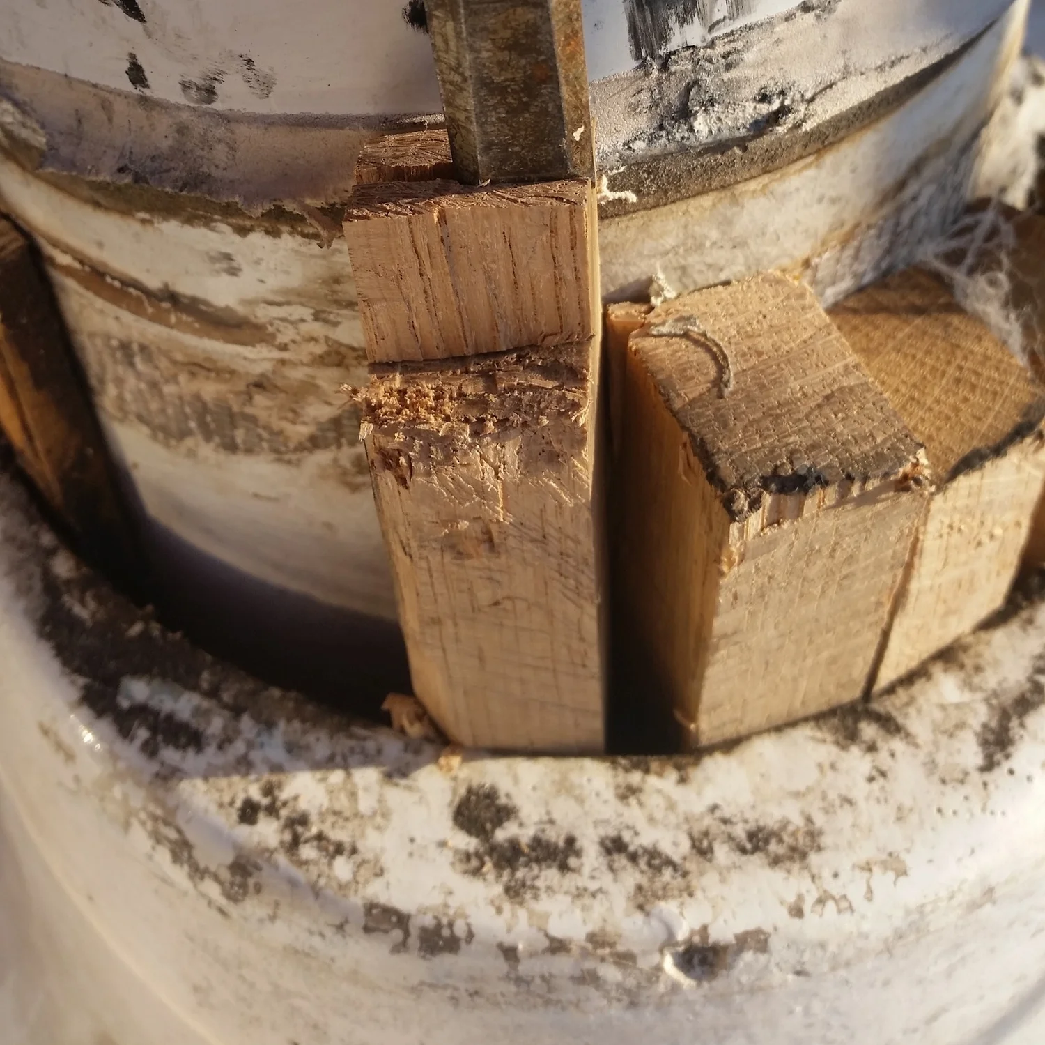 Wedging the Mast Deck Partner — Rigging Doctor