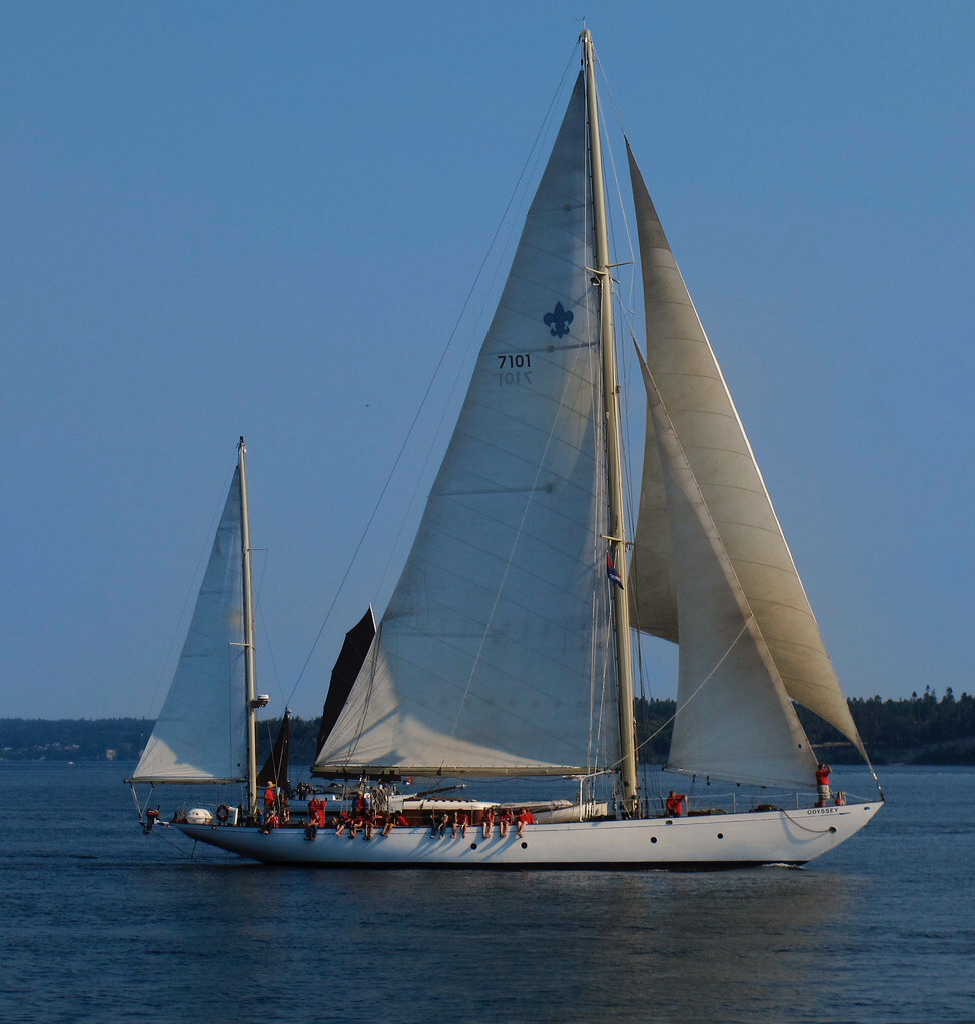 Wedging the Mast Deck Partner — Rigging Doctor