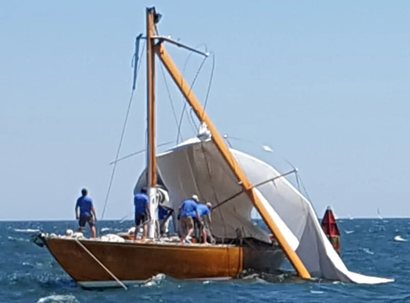 Deck Stepped vs Keel Stepped Mast — Rigging Doctor