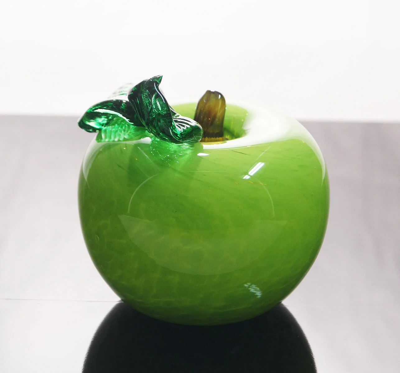 Apple — Akron Glass Works