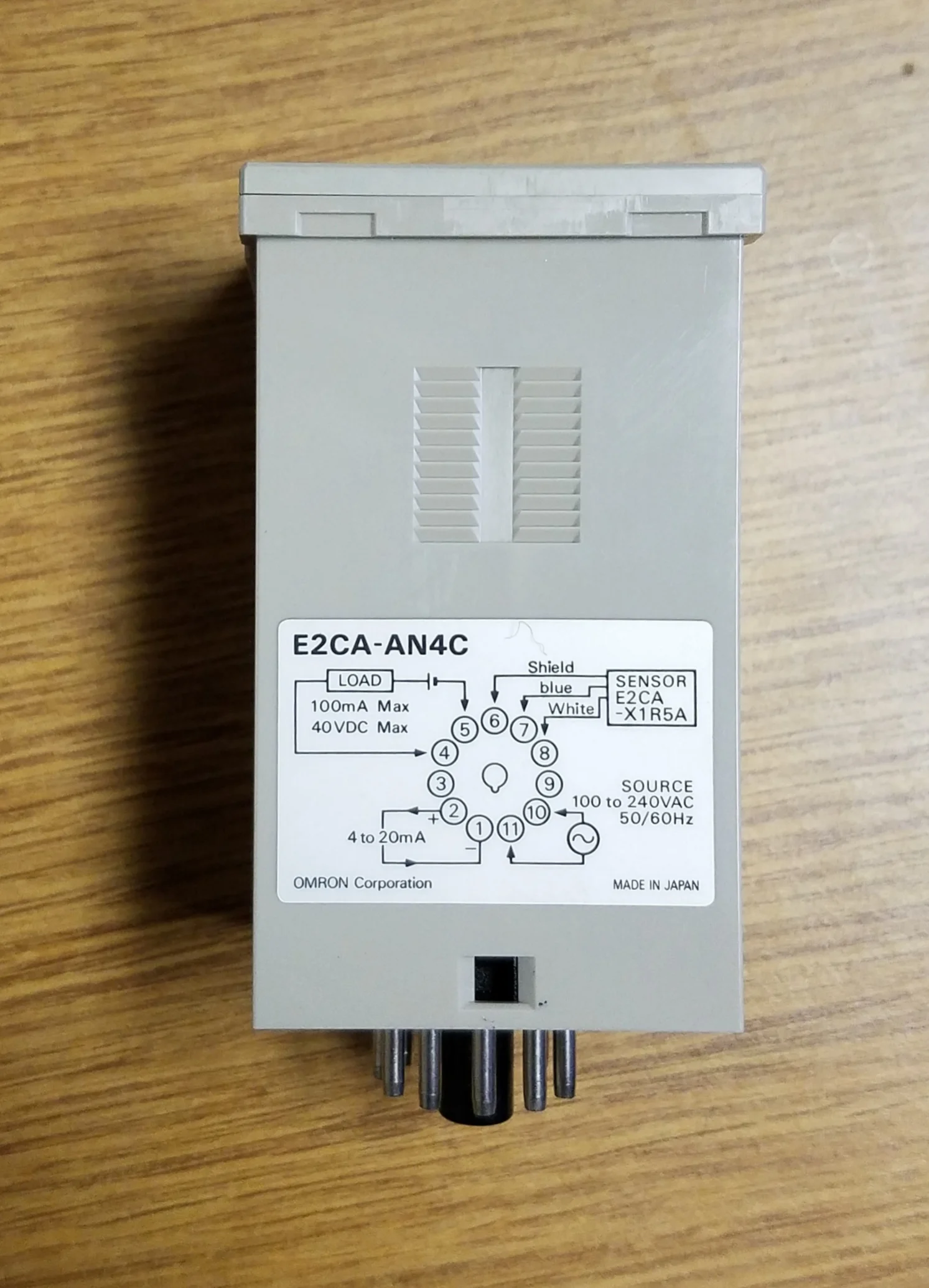 OMRON E2CA-AN4C Sensor Amplifier — Hy-Tech Sales, Inc.