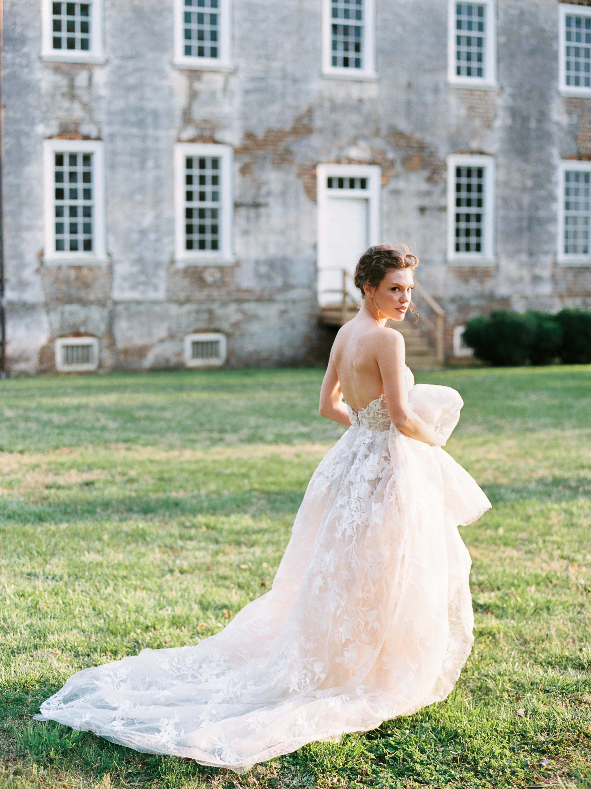 Salubria Manor — Alexia's Bridal Boutique