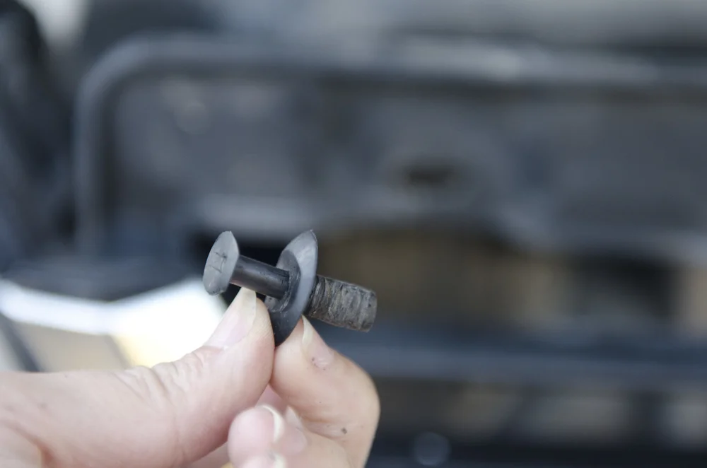 How to Change Grille From Dodge to Mercedes in a Sprinter Van — The ...