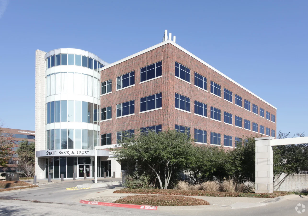4228 N Central Expy Dallas Tx 75206