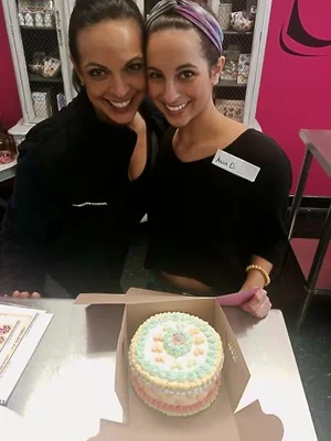 Cake Decorating in Chicago — The City Sidewalks