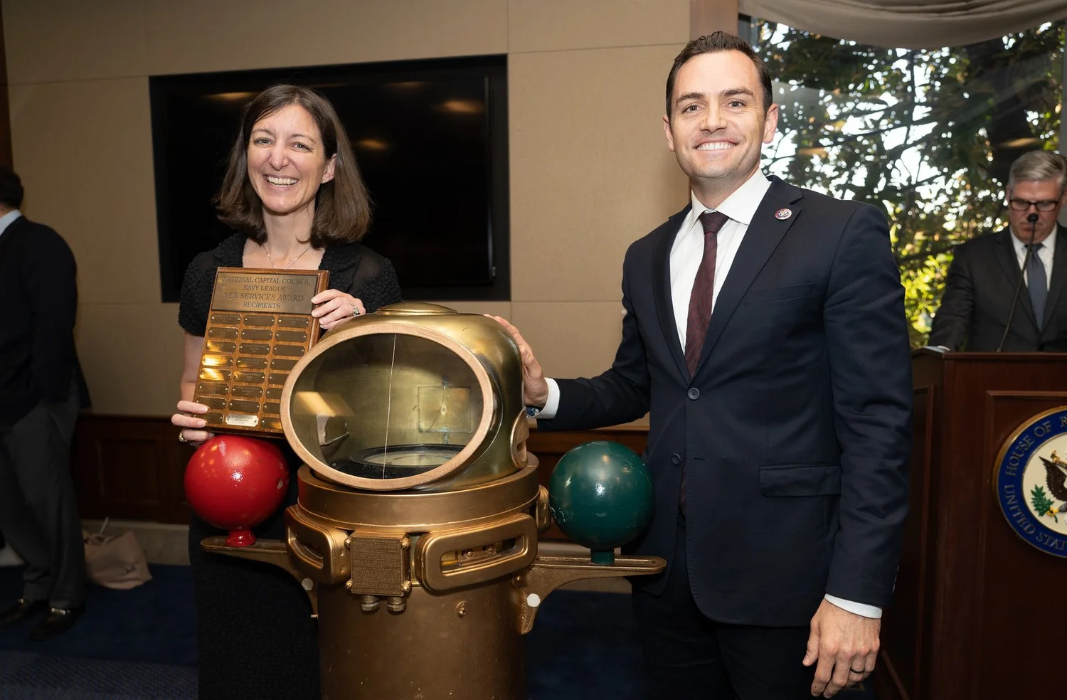 CoAspire CEO Doug Denneny (Navy League Volunteer) with Rep Luria (2021 ...