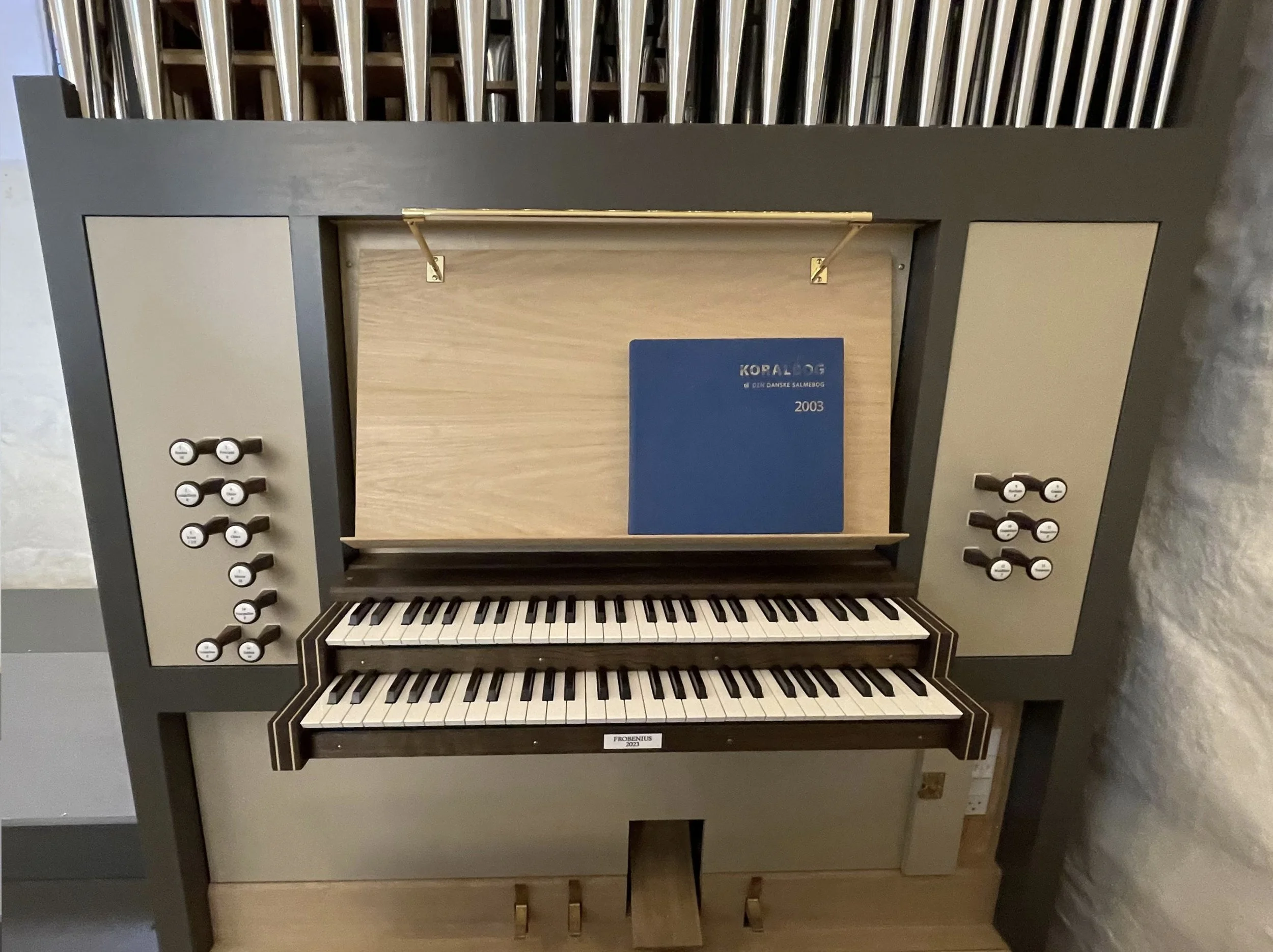 Nu er Blovstrød Kirkes orgel klar og godkendt — BLOVSTROED.DK