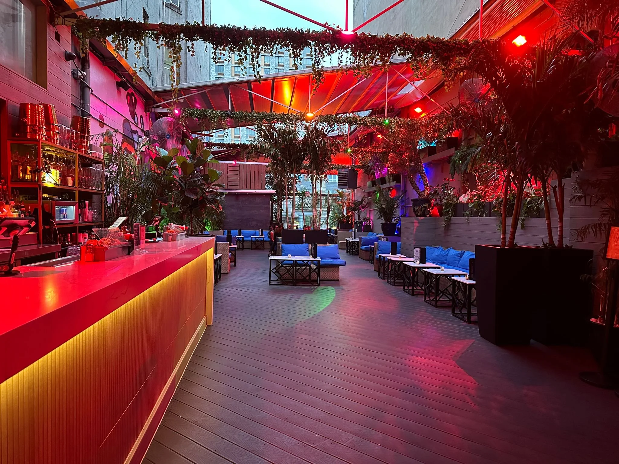 Best Rooftop Bar & Live Music Venue, Downtown NYC.