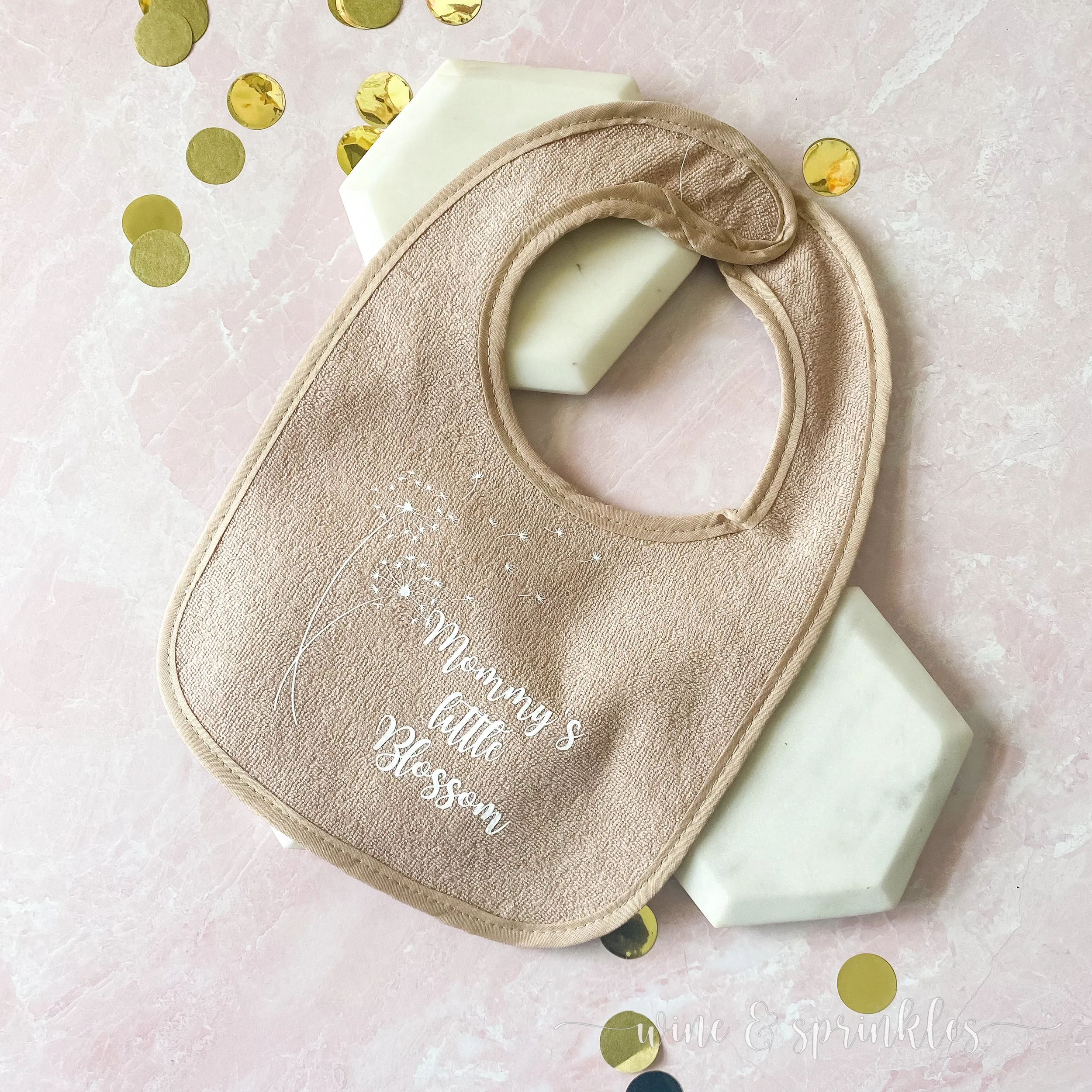 DIY Seasonal & Holiday HTV Baby Bibs — Wine & Sprinkles