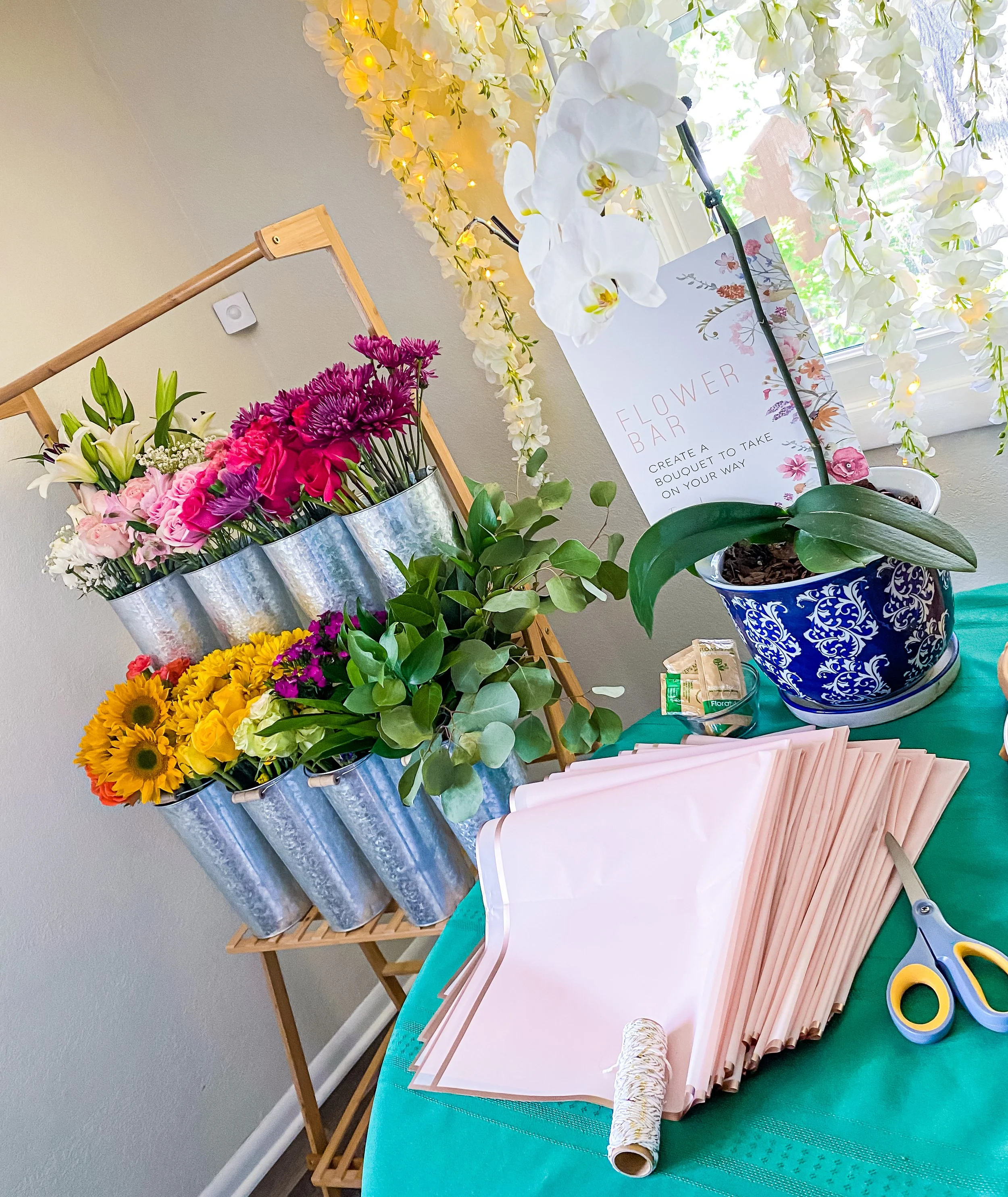 Bubbly & Bouquets Flower Bar Brunch — Wine & Sprinkles