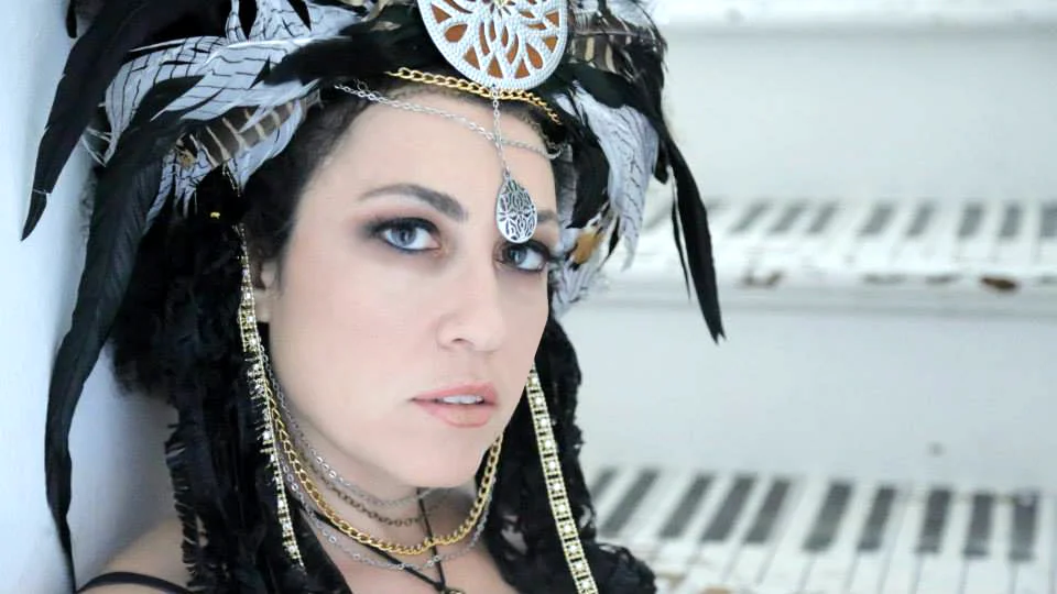 photos — NIKKI BORODI