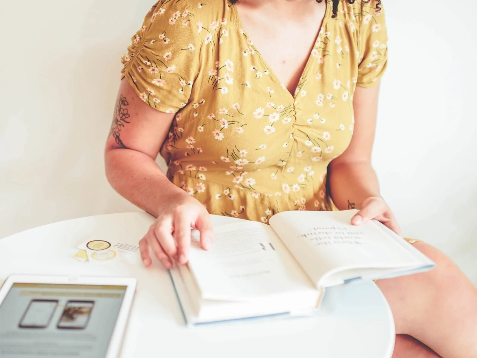 About Lemon and the Sea and Samantha Mabe | Lemon and the Sea