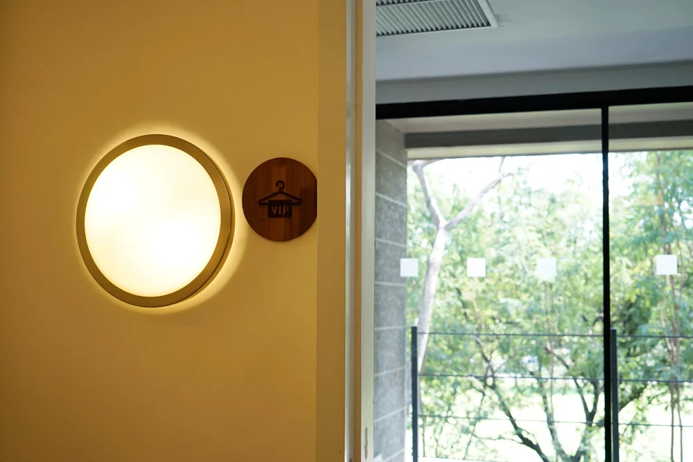 MYT STUDIO COMPRISES OF 4 STUDIOS, ALL FULLY EQUIPPED WITH ITS OWN FACILITY