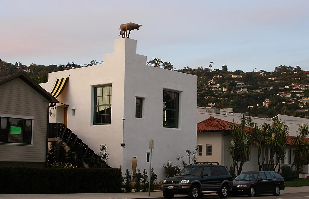 Jeff Shelton Architect — Small Cow House