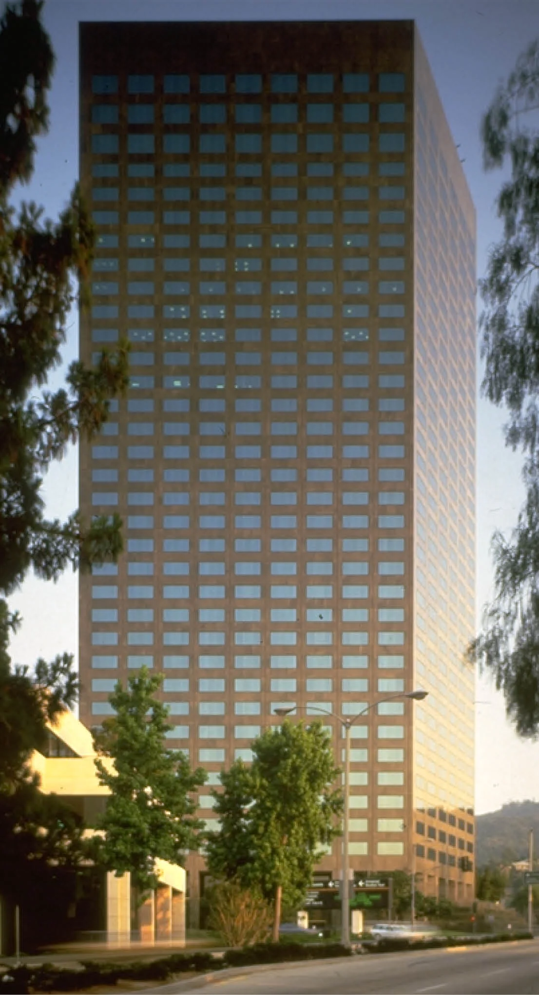 10 Universal City Plaza — David von Oeyen AIA
