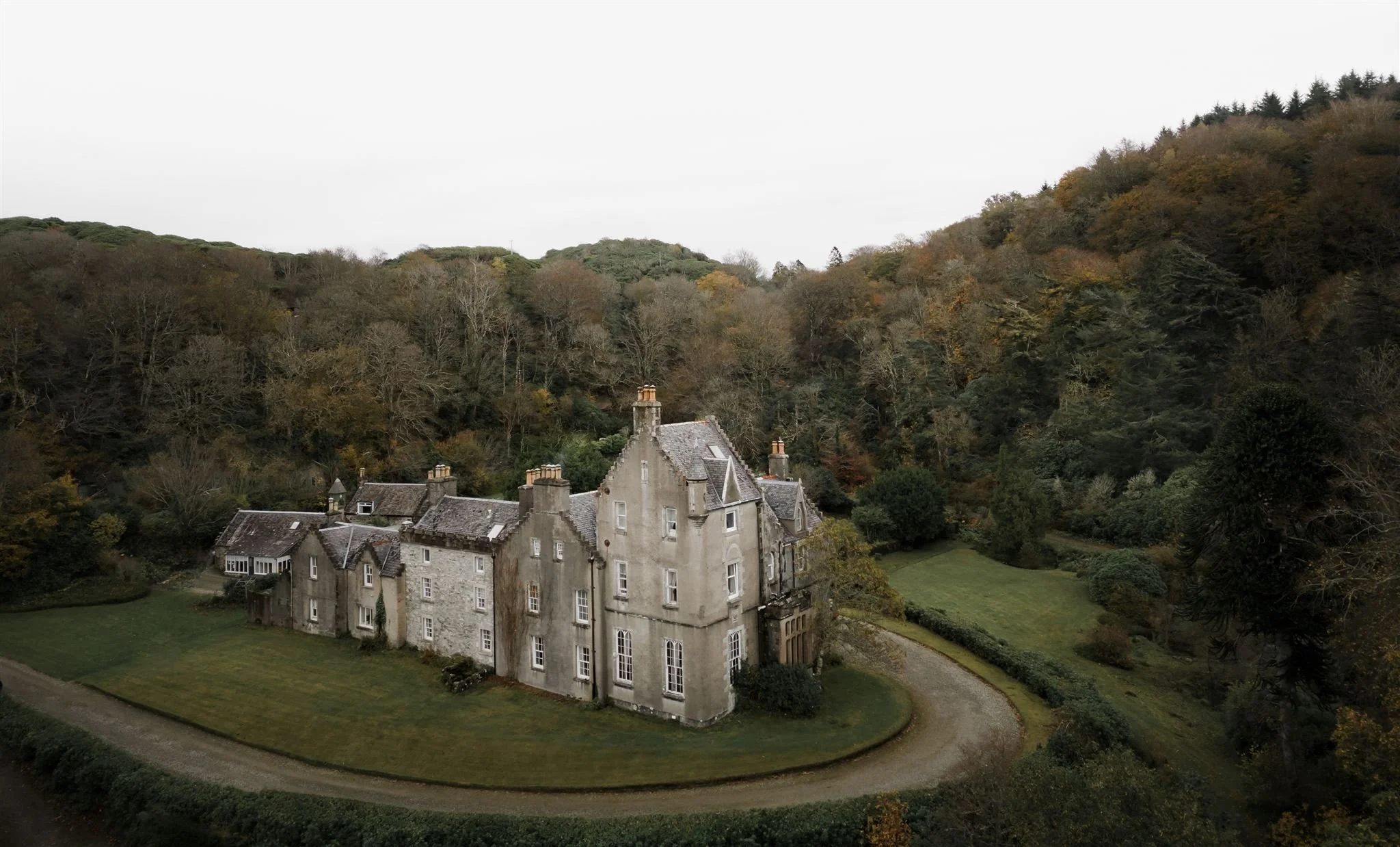 A Romantic Country House Wedding in Scotland | Lunga House Estate ...