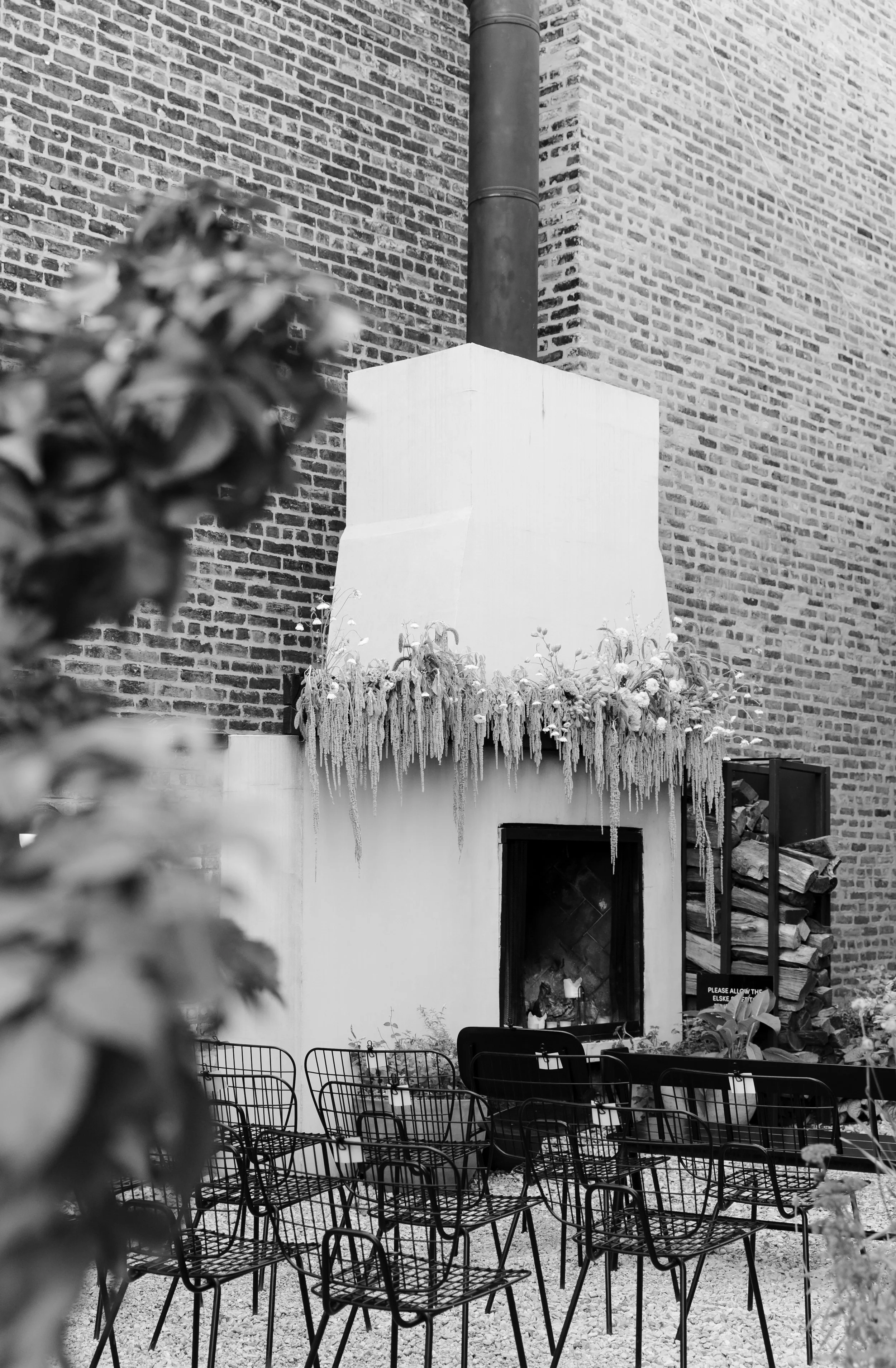 A Modern Wedding at Elske Restaurant | The Emily Hotel | West Loop ...